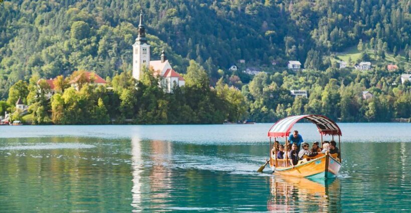 From Ljubljana: Lake Bled and Bled Castle Tour - Key Points