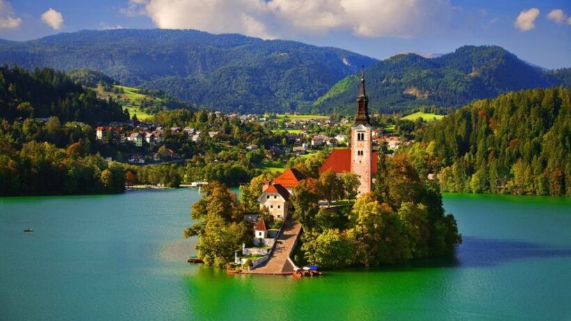From Ljubljana: Trip to Lake Bled and Bled Castle - Authentic, Balanced, and Well-Organized
