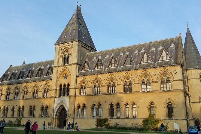 From London: Small-Group Cotswolds Villages In-Depth Day Tour - The Transport and Group Size