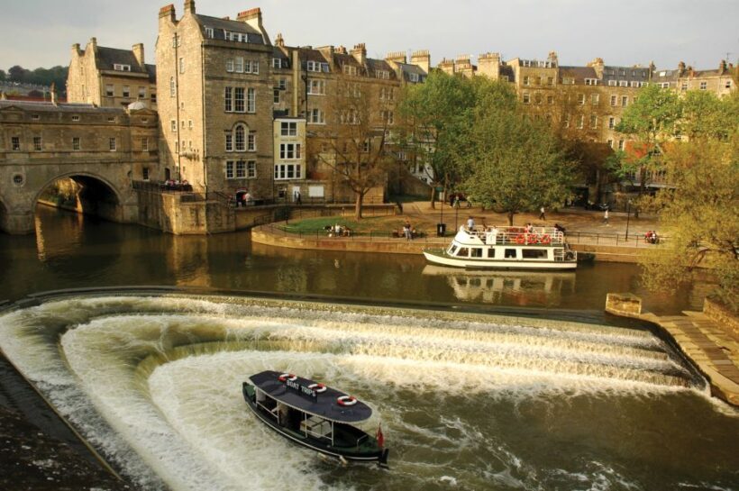 From London: Stonehenge, Bath & Lacock Full-Day Sunrise Tour - Key Points