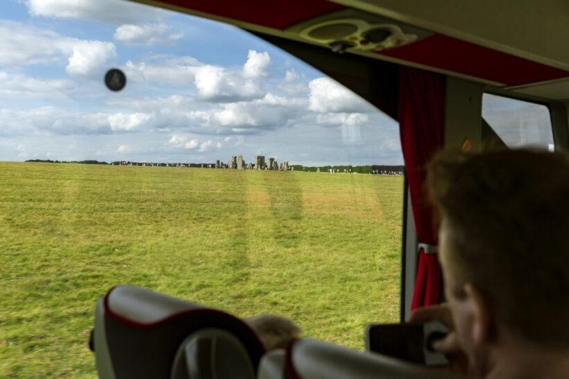 From London: Stonehenge Half-Day Tour - Arriving at Stonehenge: Your Two-Hour Window