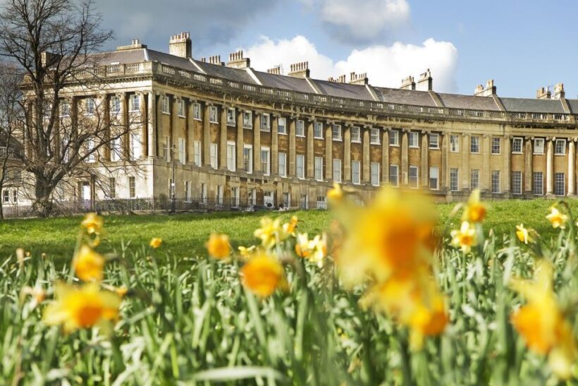 From London: Stonehenge, Windsor, and Bath Small Group Tour - A Deep Dive into the Experience