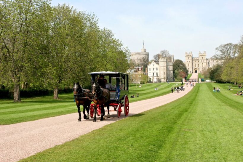 From London: Stonehenge, Windsor and Salisbury Guided Tour - FAQs