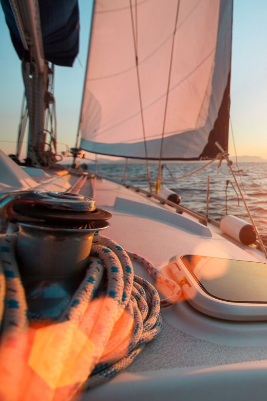 From Ma'alaea: Maui Sunset Cruise with Drinks and Snacks - FAQs