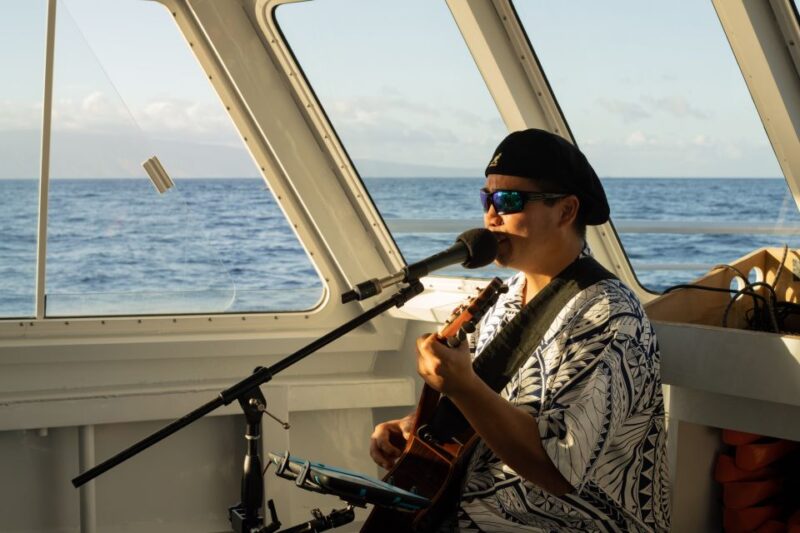 From Ma'alaea: Sunset Dinner Cruise Aboard the Quicksilver - FAQ