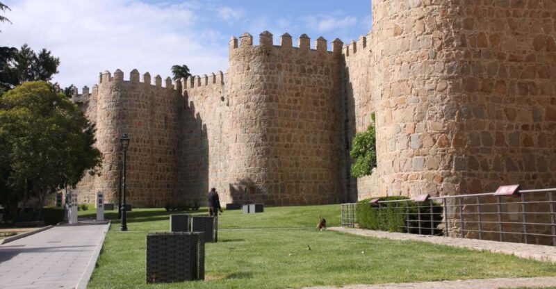 From Madrid: Avila and Segovia Full-Day Tour - The Experience: What Travelers Rate Highly