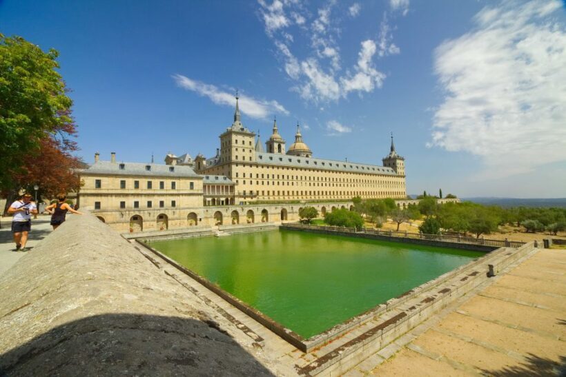 From Madrid: El Escorial, Valley and Segovia Day Trip - Authentic Traveler Insights
