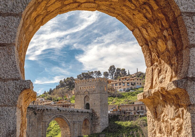 From Madrid: Toledo Tour with Wine Tasting and 3 Monuments - Visiting Monuments: A Closer Look