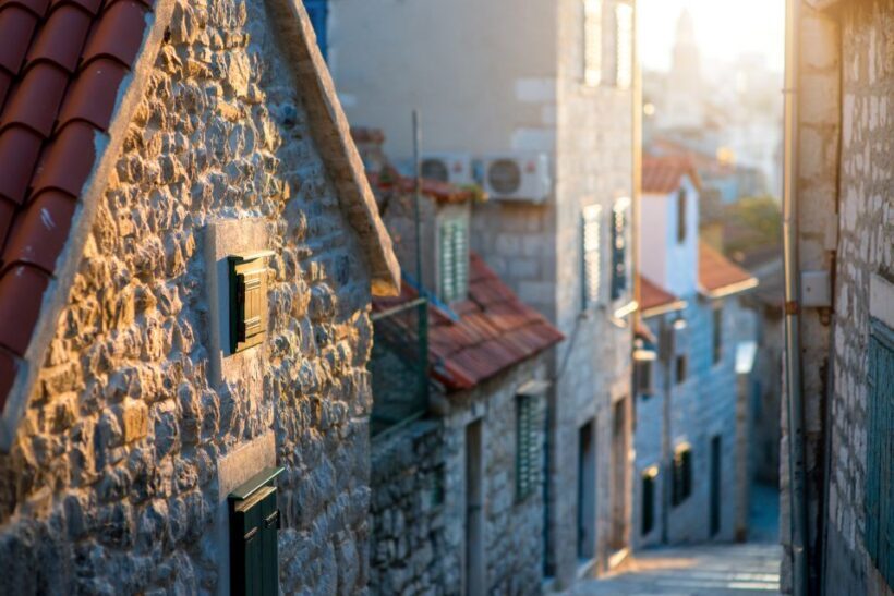From Makarska Riviera: Full-Day Split & Trogir Tour - Authenticity and Tour Experience Based on Reviews