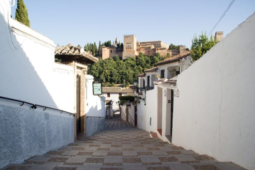 From Malaga and Costa Del Sol: Granada Day Trip - Why This Tour Stands Out
