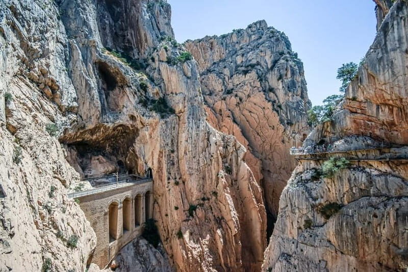 From Málaga: Caminito del Rey Day Trip & Guided Tour - What Makes This Tour Stand Out