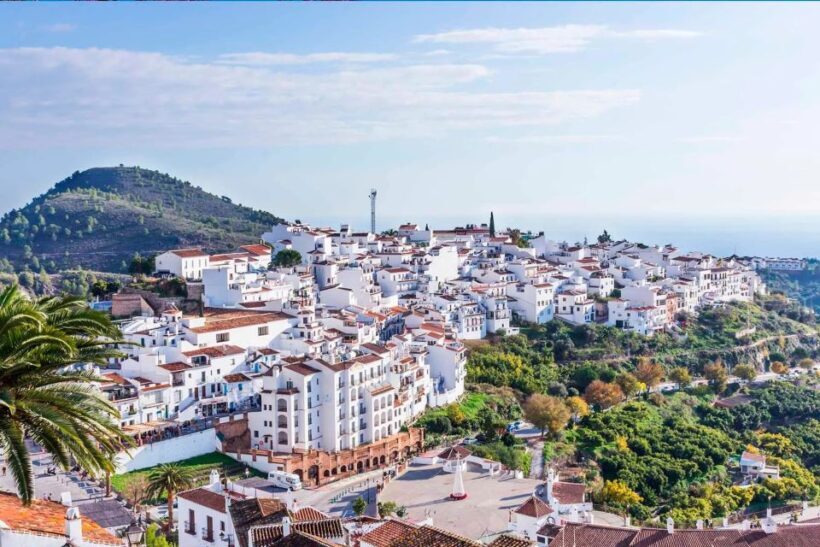 From Málaga: Caves of Nerja, Nerja and Frigiliana Day Tour - Authentic Traveler Perspectives