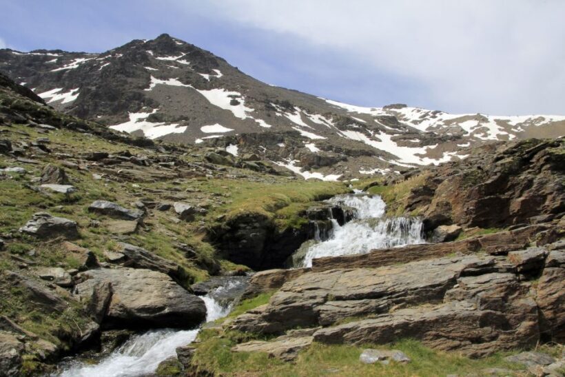 From Malaga: Day Trip to the Sierra Nevada - Visiting Historic and Emblematic Sites