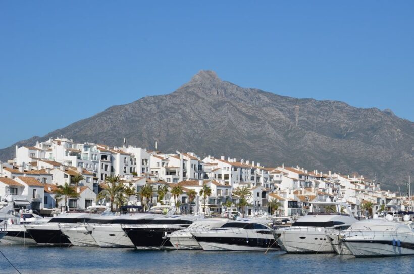 From Malaga or Costa del Sol: Mijas, Marbella & Puerto Banus - Why Consider This Tour?