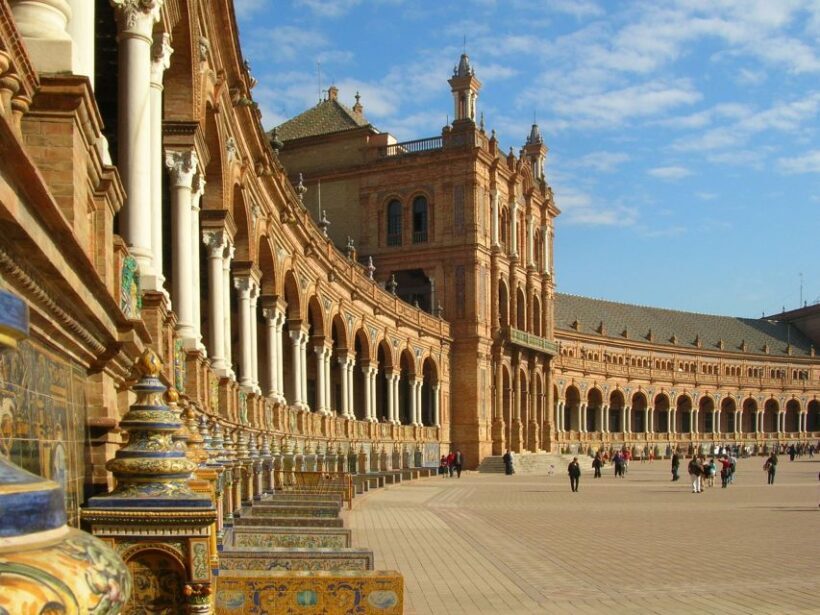 From Malaga: Private Seville, Alcazar and Cathedral Day Trip - A Practical Look at the Private Seville, Alcázar, and Cathedral Day Trip
