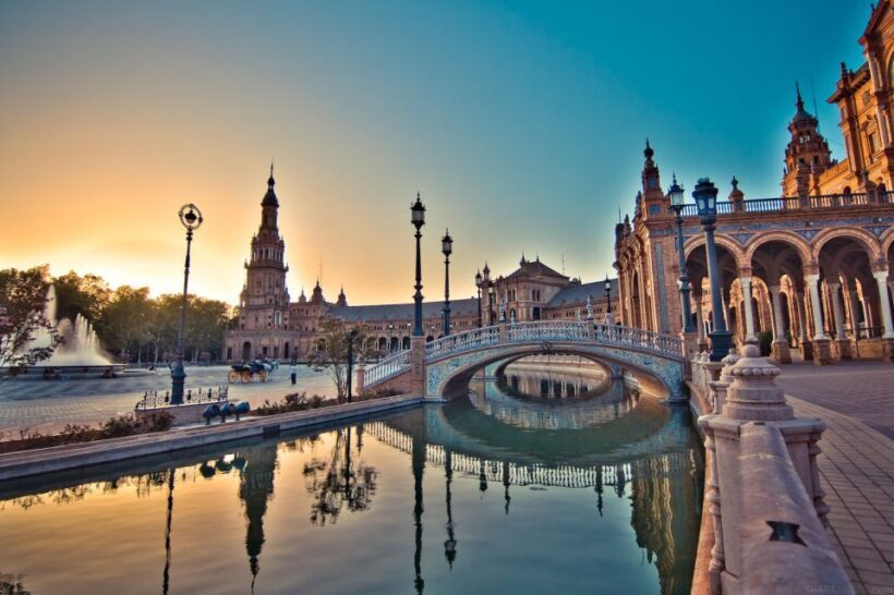 From Malaga: Private Seville, Alcazar and Cathedral Day Trip - What This Tour Offers: Pros and Cons