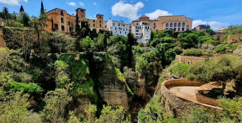 From Malaga: Ronda and Setenil Tour with Scenic Train - A Practical Tour for a Balancing Act