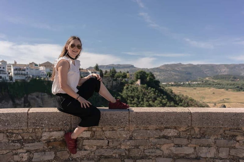 From Malaga: Ronda & Setenil de las Bodegas Guided Day Trip - Discovering Setenil de las Bodegas
