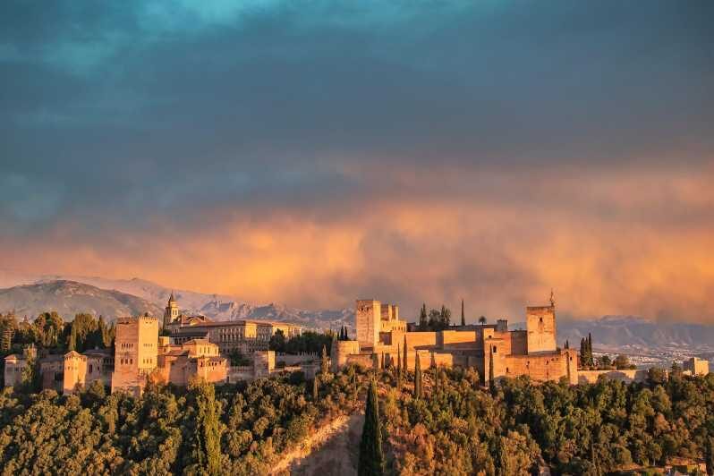 From Málaga: Sunset Alhambra Tour with Tickets - Final Thoughts