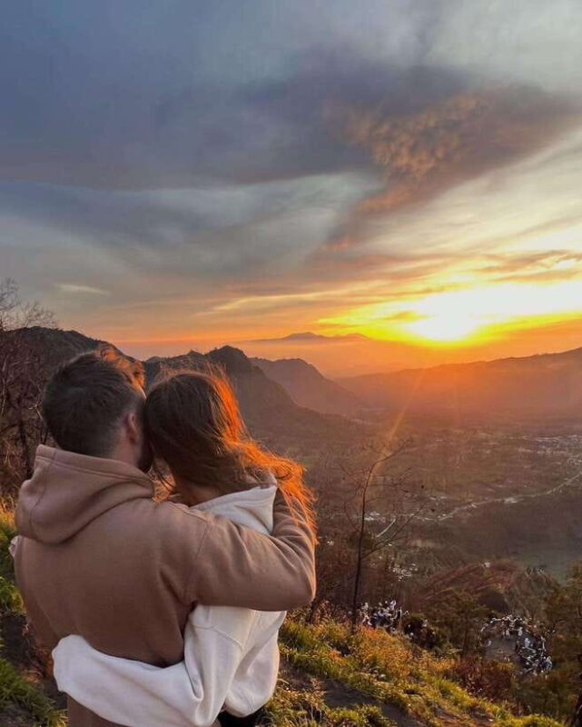 From Malang: Shared Bromo Sunrise Tour with Breakfast - What Can Travelers Expect?