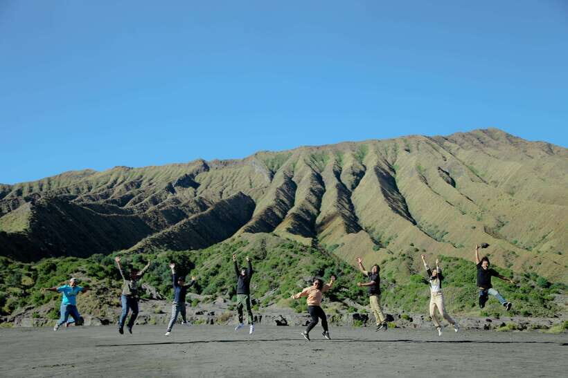 From Malang: Shared Bromo Sunrise Tour with Snack Box - Key Points