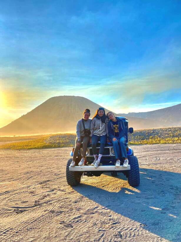 From Malang: Shared Bromo Sunrise Tour with Snack Box - Authenticity and Tips from Reviews