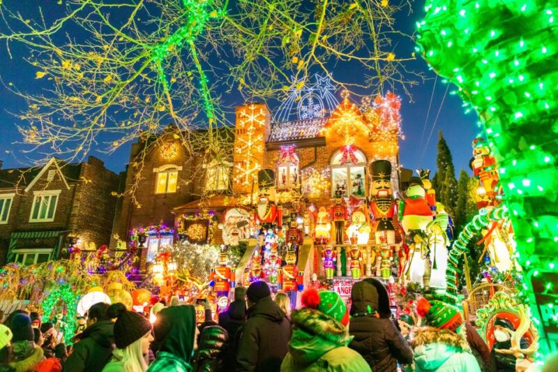 From Manhattan: 4-Hour Dyker Heights Holiday Lights Bus Tour - What’s Included and What’s Not