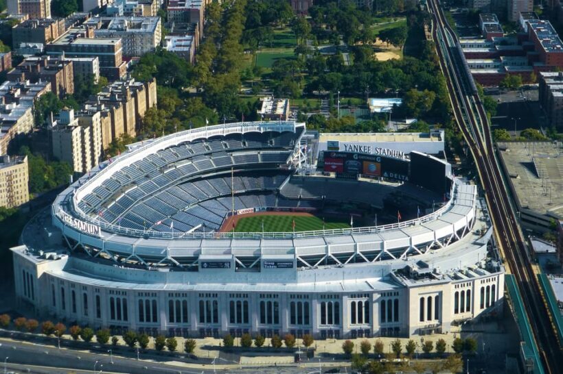 From Manhattan: 5-Hour Bronx, Queens, and Brooklyn Bus Tour - Brooklyn: Artistic Heart and Historic Bridges