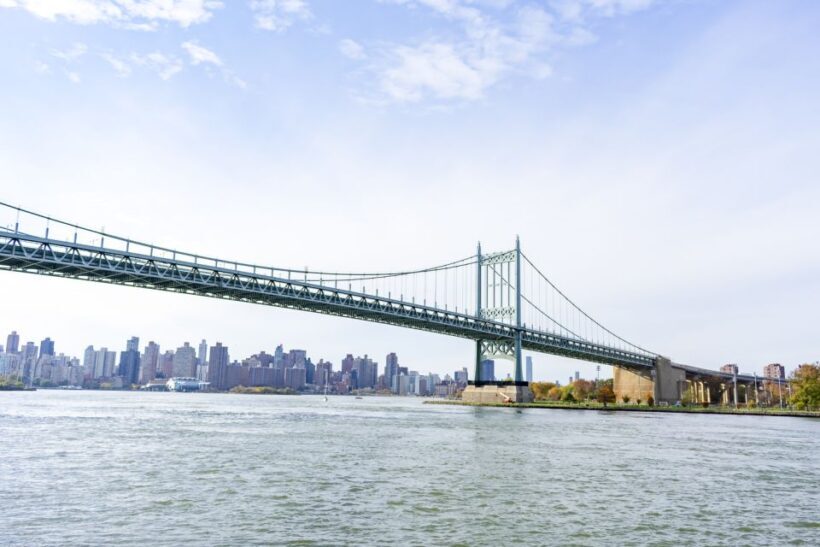 From Manhattan: Bronx, Queens and Brooklyn Half-Day Tour - Starting Point and First Impressions