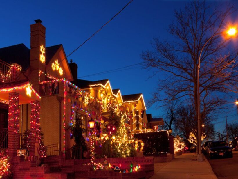 From Manhattan: Dyker Heights Holiday Bus Tour - FAQ