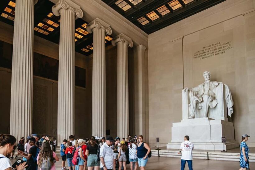 From Manhattan or New Jersey: Washington DC in a Day Tour - The Guide: The Heart of the Experience