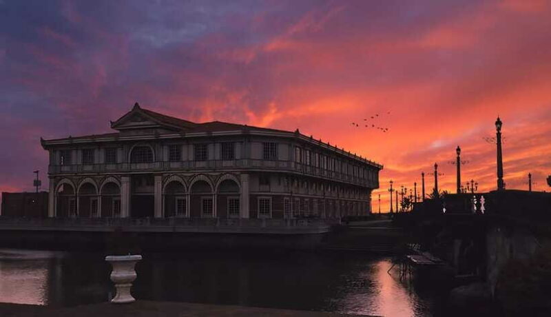 From Manila: Las Casas Filipinas de Acuzar Guided Day Trip - The Sum Up
