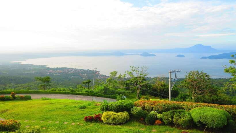 From Manila: Tagaytay Countryside Wonders: A Half-Day Tour - Scenic Stops and Local Flavor