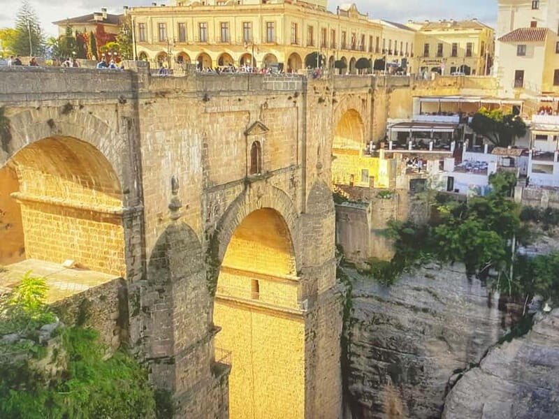 from Marbella/Estepona: Tarifa Private Tour incl. transportation and tapas - Exploring Tarifa: A Private Day Trip from Marbella or Estepona