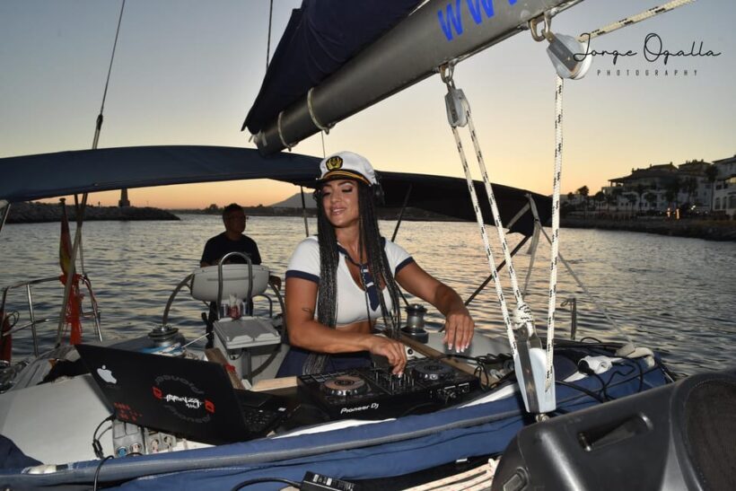 From Marbella: Private and Group Sailboat Cruise & Drinks - Key Points