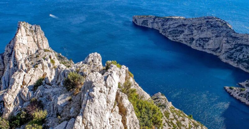 From Marseille: Calanques National Park Guided Hike - A quick introduction to this experience