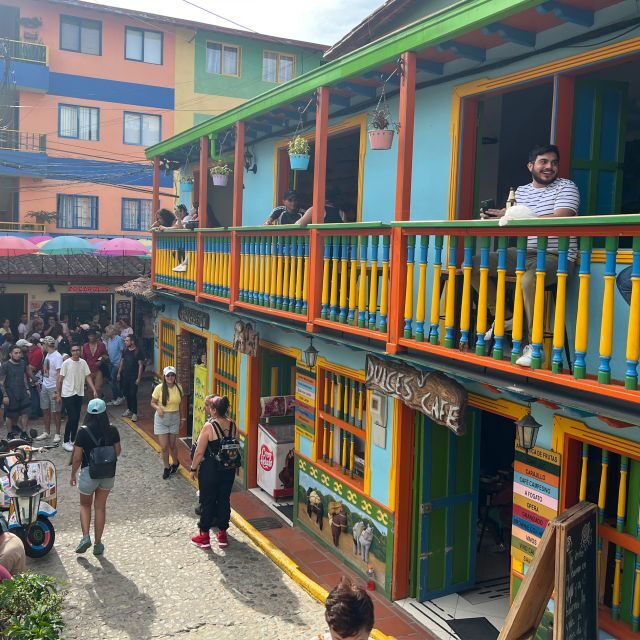 From Medellín: Guatapé & Peñol Rock Private Day Tour - Key Points