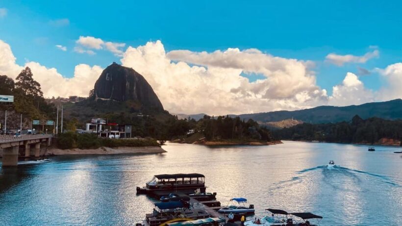 From Medellín: Guatape Private Tour, El Peñol, Boat Ride - Key Points