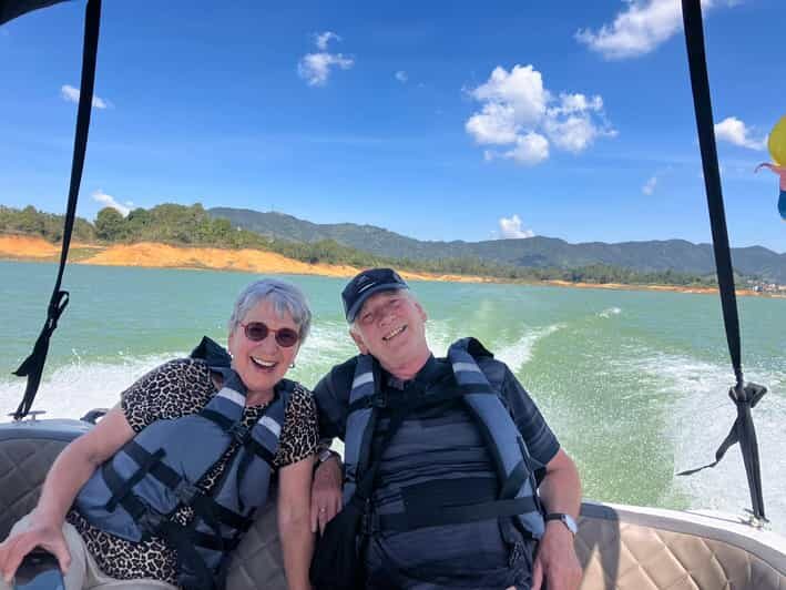 From Medellín: Guatape Private Tour, El Peñol, Boat Ride - What Travelers Are Saying