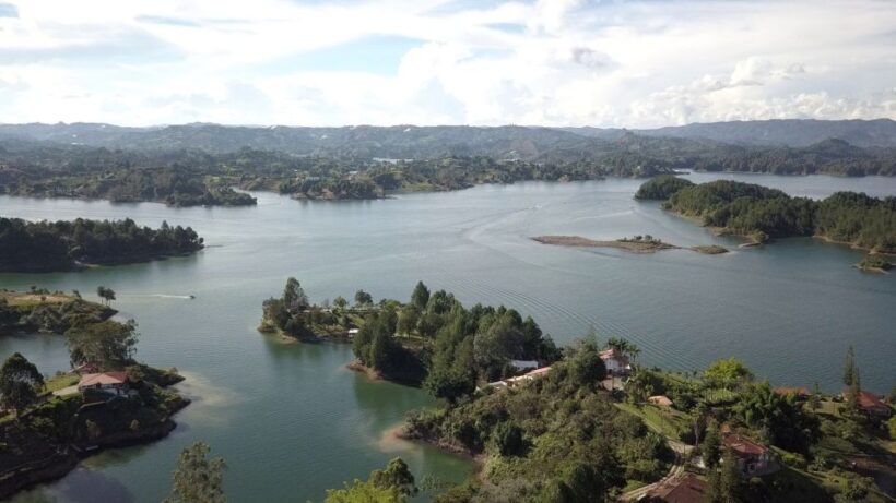 From Medellín: Paragliding Flight and Guatape Tour - Authentic Traveler Experiences