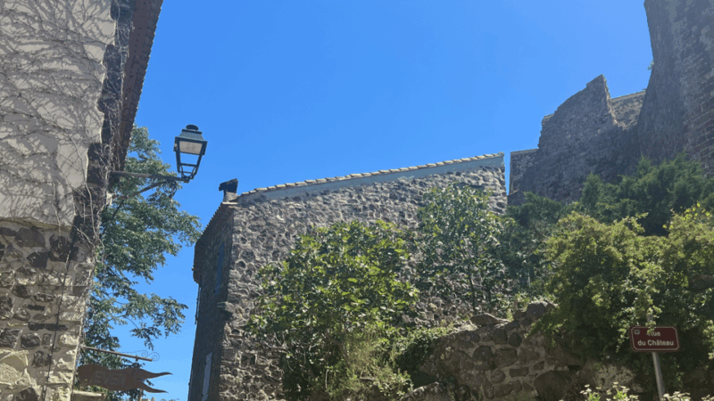 From medieval Evenos to Bandol wines : a taste of Provence - Analyzing the Tour’s Value