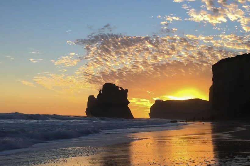 From Melbourne: Great Ocean Road Full-Day Sunset Tour - Lorne: Seasonal Seaside Vibes