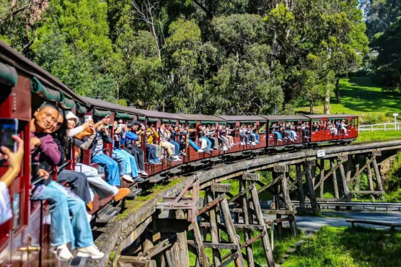 From Melbourne: Mornington Peninsula Tour and Puffing Billy - An Overview of the Itinerary: What to Expect
