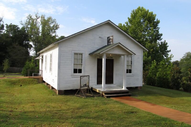 From Memphis: Official Elvis Birthplace Tour of Tupelo - Who Will Love This Tour?