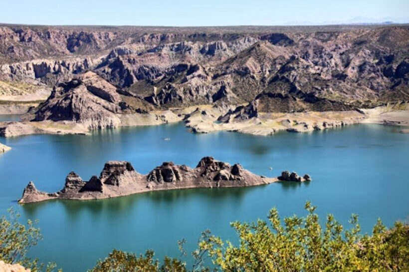 From Mendoza: San Rafael Sightseeing and Atuel Canyon Tour - Key Points