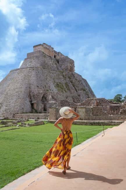 From Mérida:Uxmal and amazing cenotes guided tour with lunch - Key Points