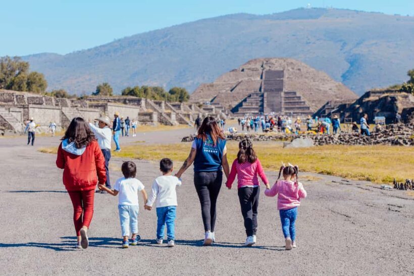 From Mexico City: Teotihuacan Tour & Reino Animal For Kids - An Honest Look at a Family-Friendly Mexico Day Trip