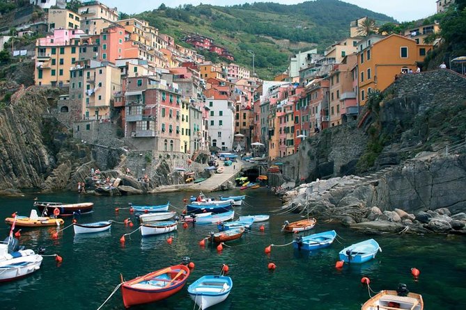 From Milan: Cinque Terre Full-Day Guided Trip With Cruise - Exploring the Charming Cinque Terre Villages