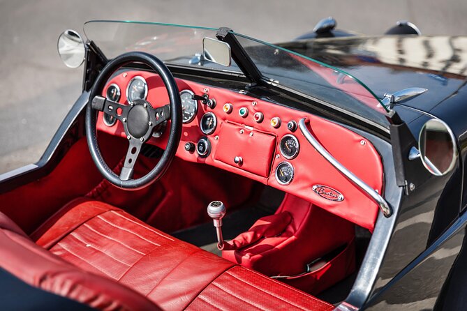 From Milan | Drive a Vintage Car on Lake Como - Driving Along Lake Como