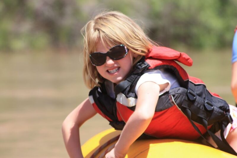 From Moab: Canyonlands 4x4 Drive and Colorado River Rafting - The Picnic Lunch on the Colorado River Bank